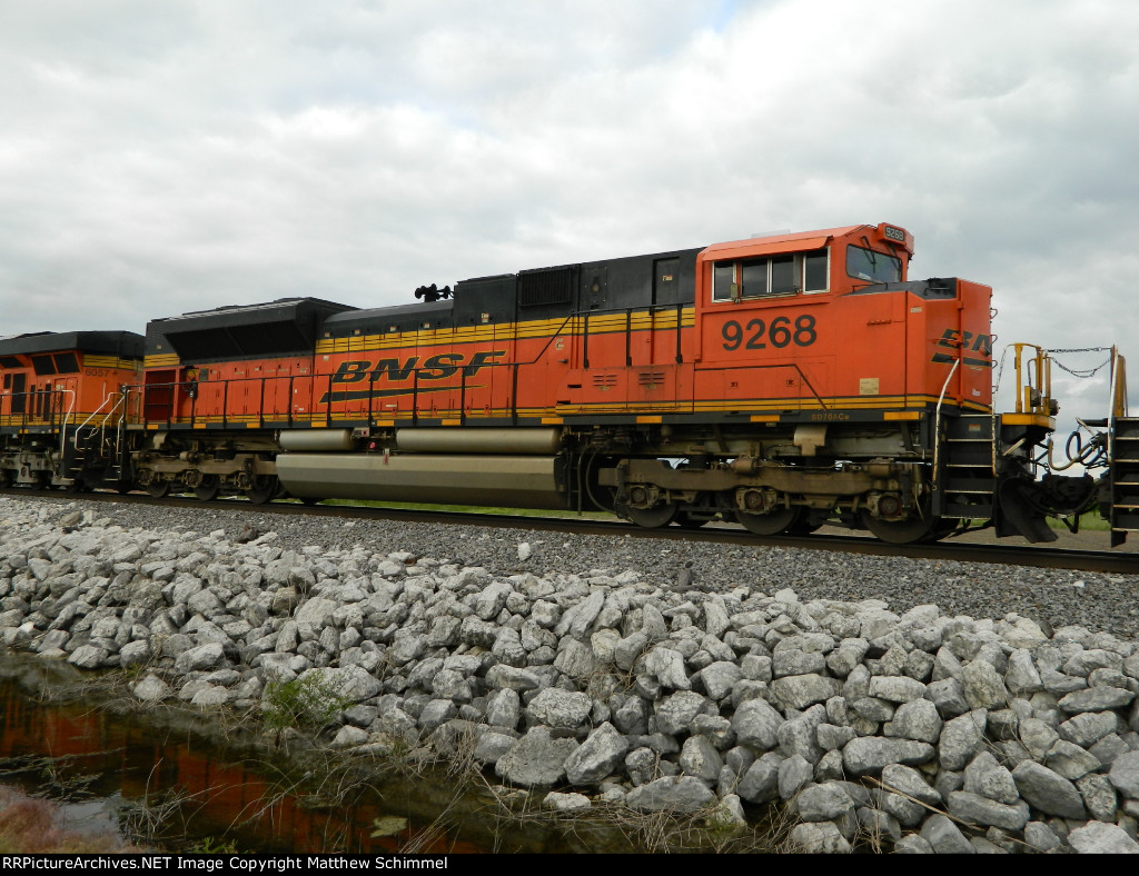 BNSF 9268